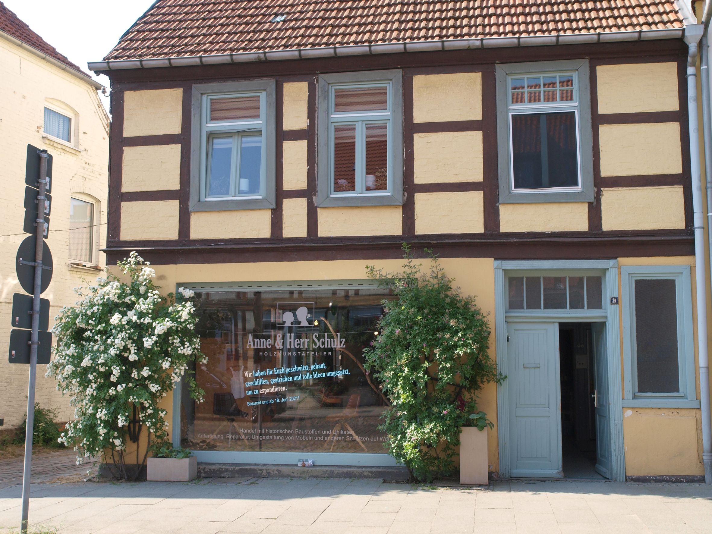 Anne & Herr Schulz - HolzKunstAtelier